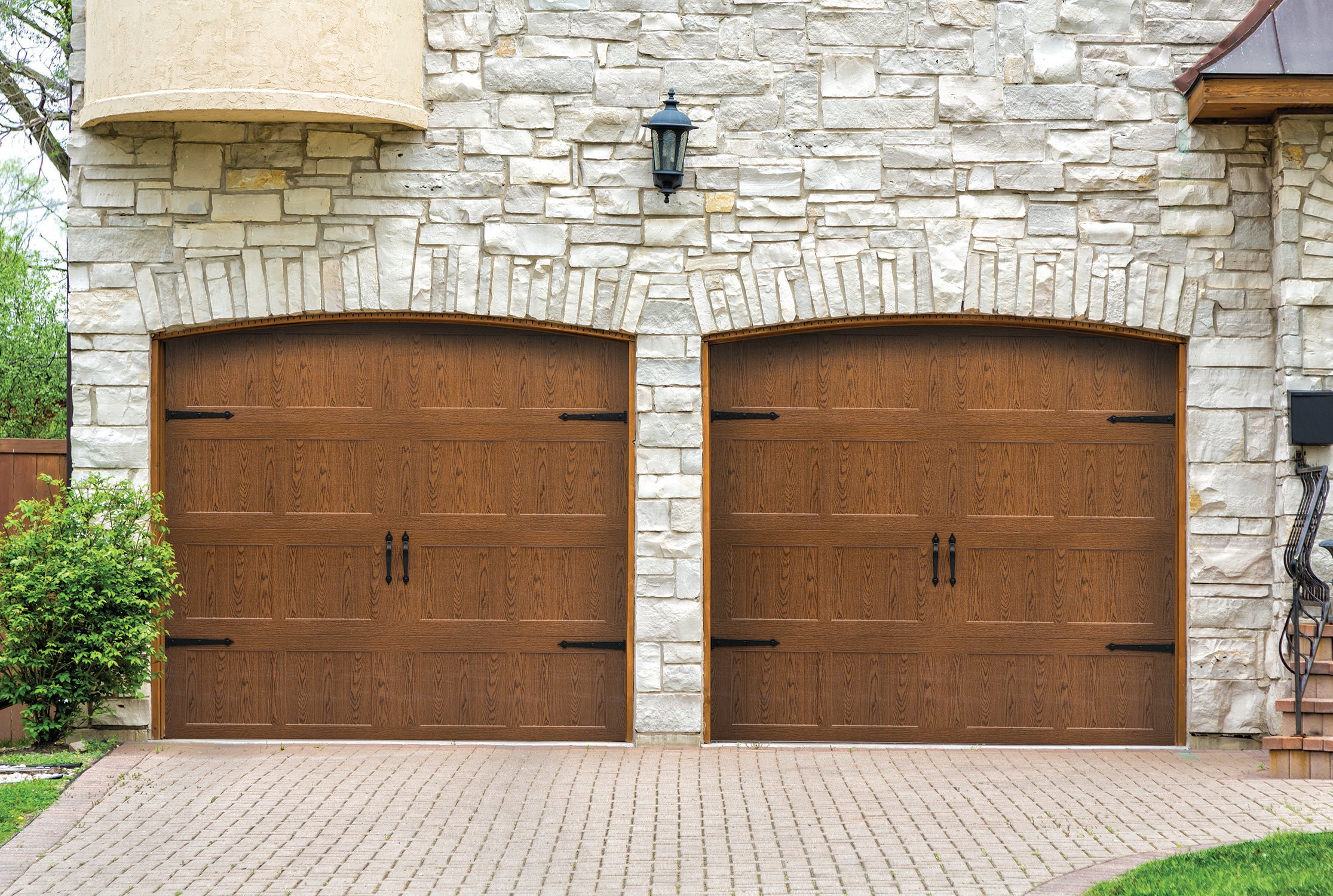 Raynor Garage Doors, Premier Authorized Raynor Dealer | Kansas City